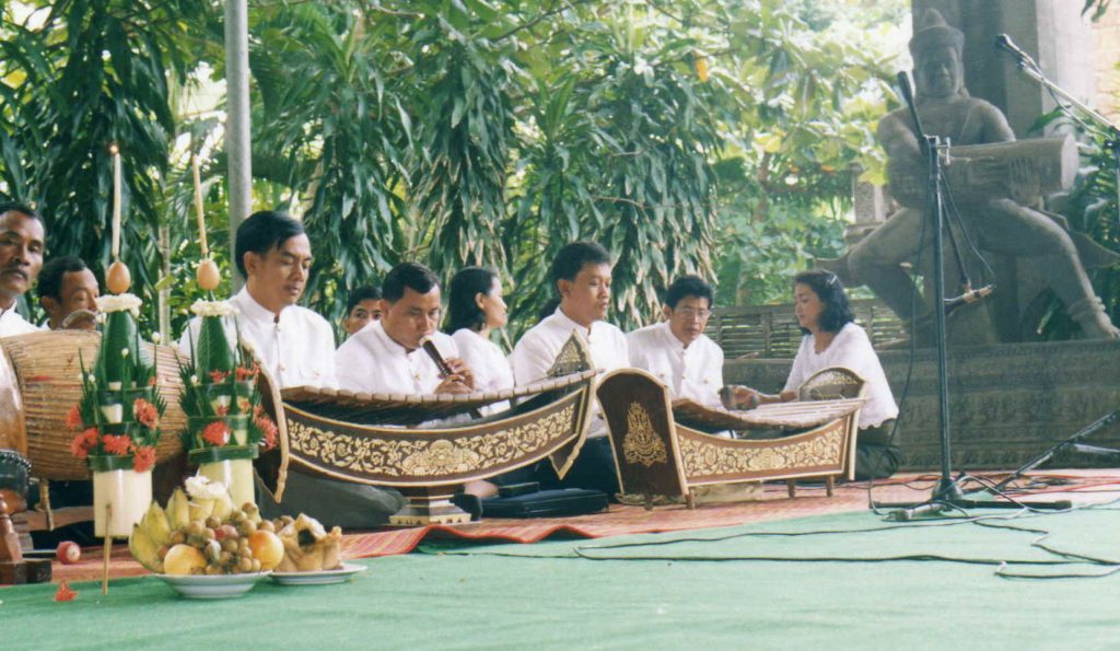 カンボジア舞踊について | JCDA日本カンボジア舞踊協会 - カンボジア舞踊教室Sakarak